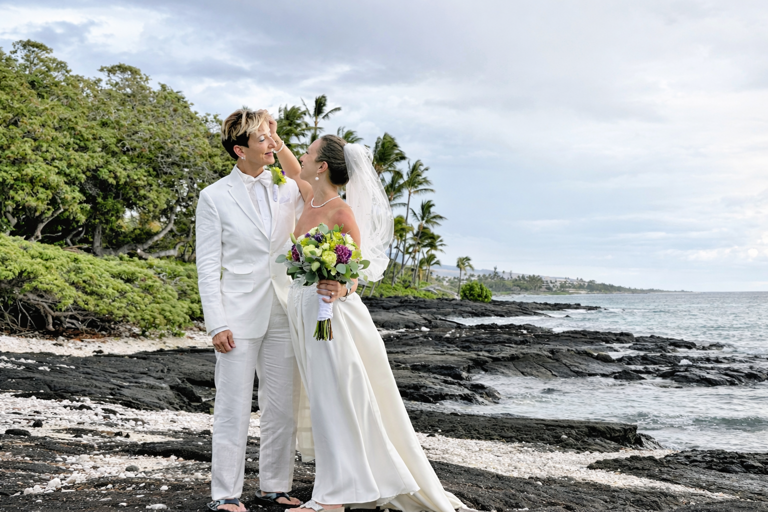 Claire & Tami: Love Transcends Time – Claire & Tami: Love Transcends Time